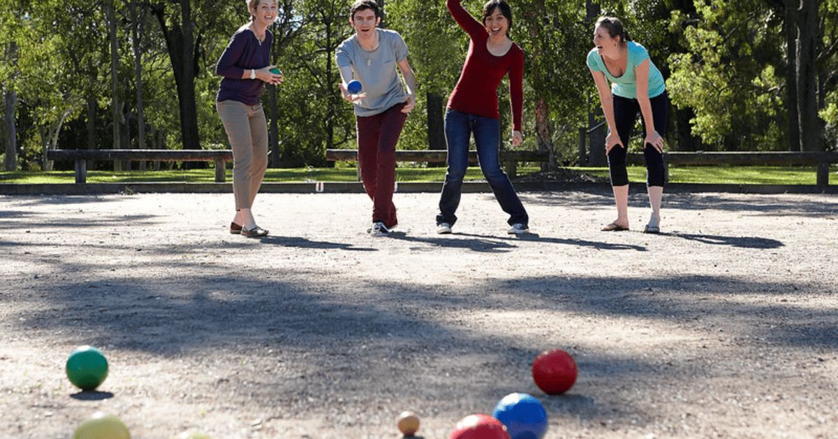 What Do Bocce Players Wear? - 2025 Basic Rules